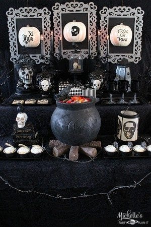 How To Plan A Spooky Soirée | Halloween Party - Michelle's Party Plan-It