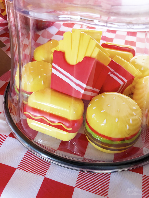 How to Throw a Last Minute Burger Bash + Free Printable - Michelle's ...
