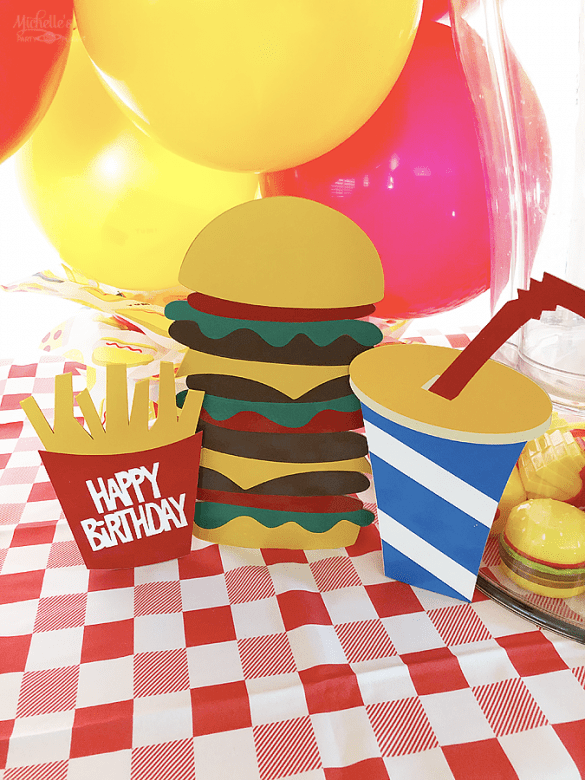How to Throw a Last Minute Burger Bash + Free Printable - Michelle's ...