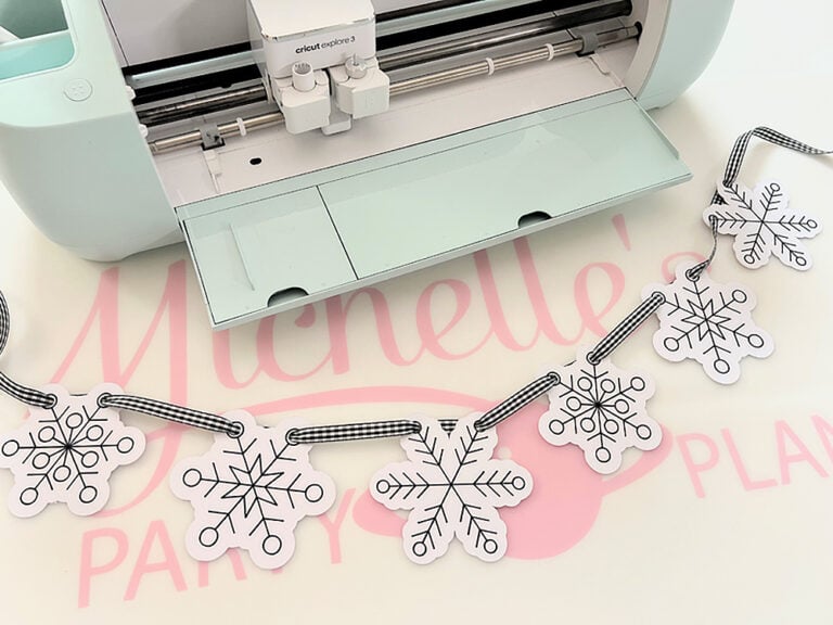 Easy Snowflake Garland with Cricut - Michelle's Party Plan-It
