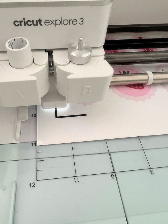 How to Use Cricut Design Space Print Then Cut Feature - Michelle's ...