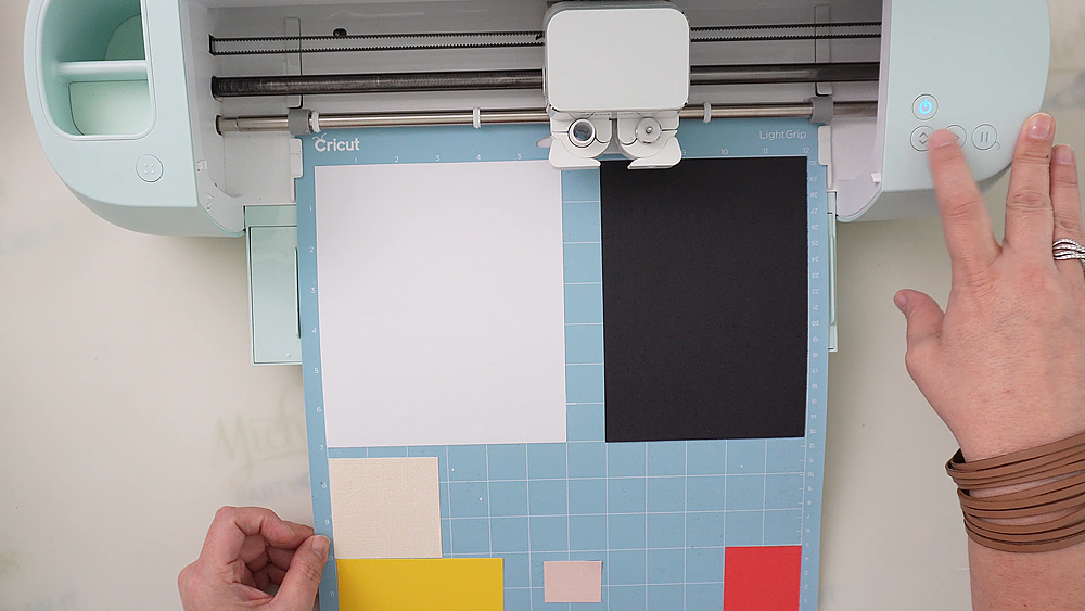 How to Cut Multiple Colors on One Cricut Mat - Michelle's Party Plan-It