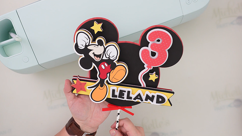 How to Make a Layered Cake Topper with Cricut Design Space - Michelle's ...